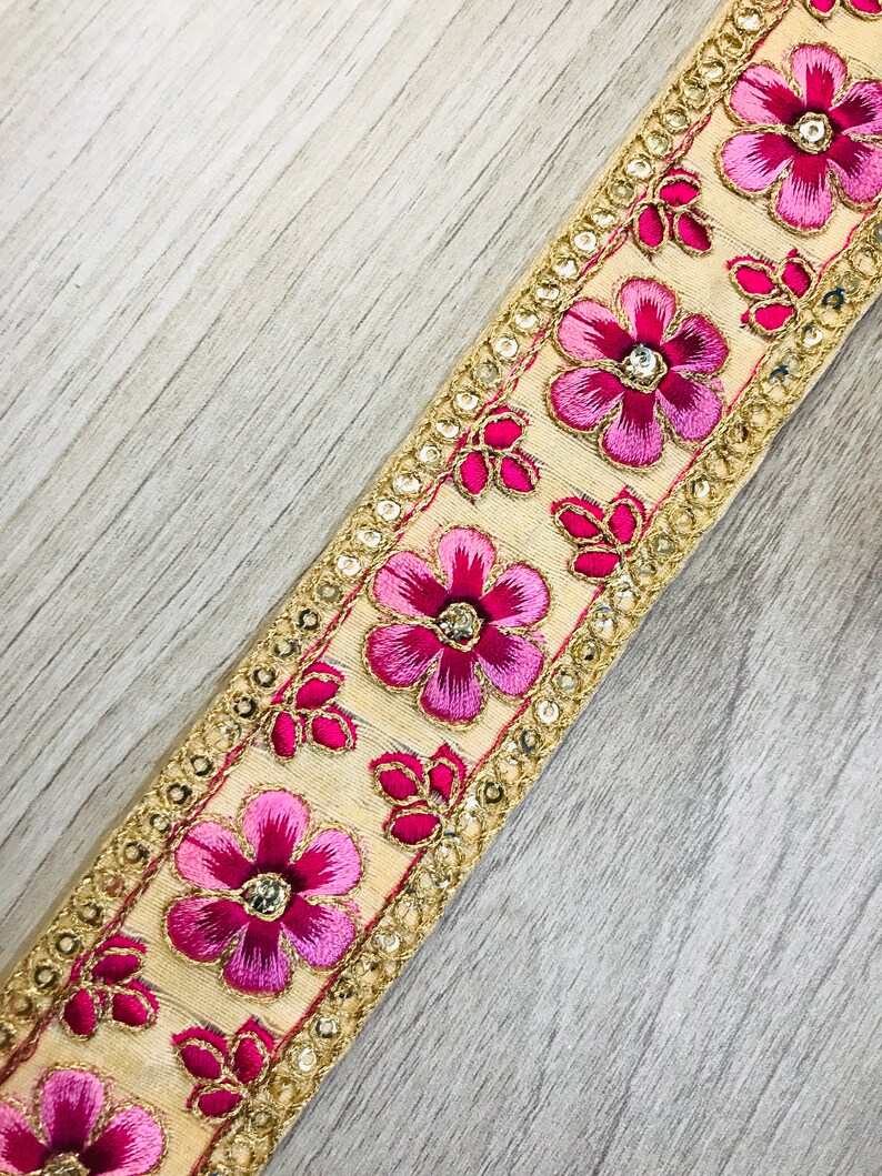 Floral Design Indian Embroidered Border Crafting Sewing Decorative ...