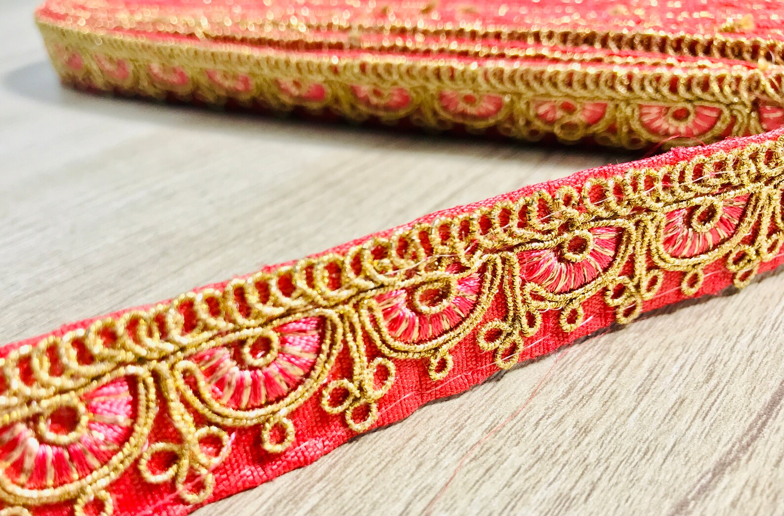 Decorative Indian Laces Sari Border Embroidered Crafting Ribbon Trim ...