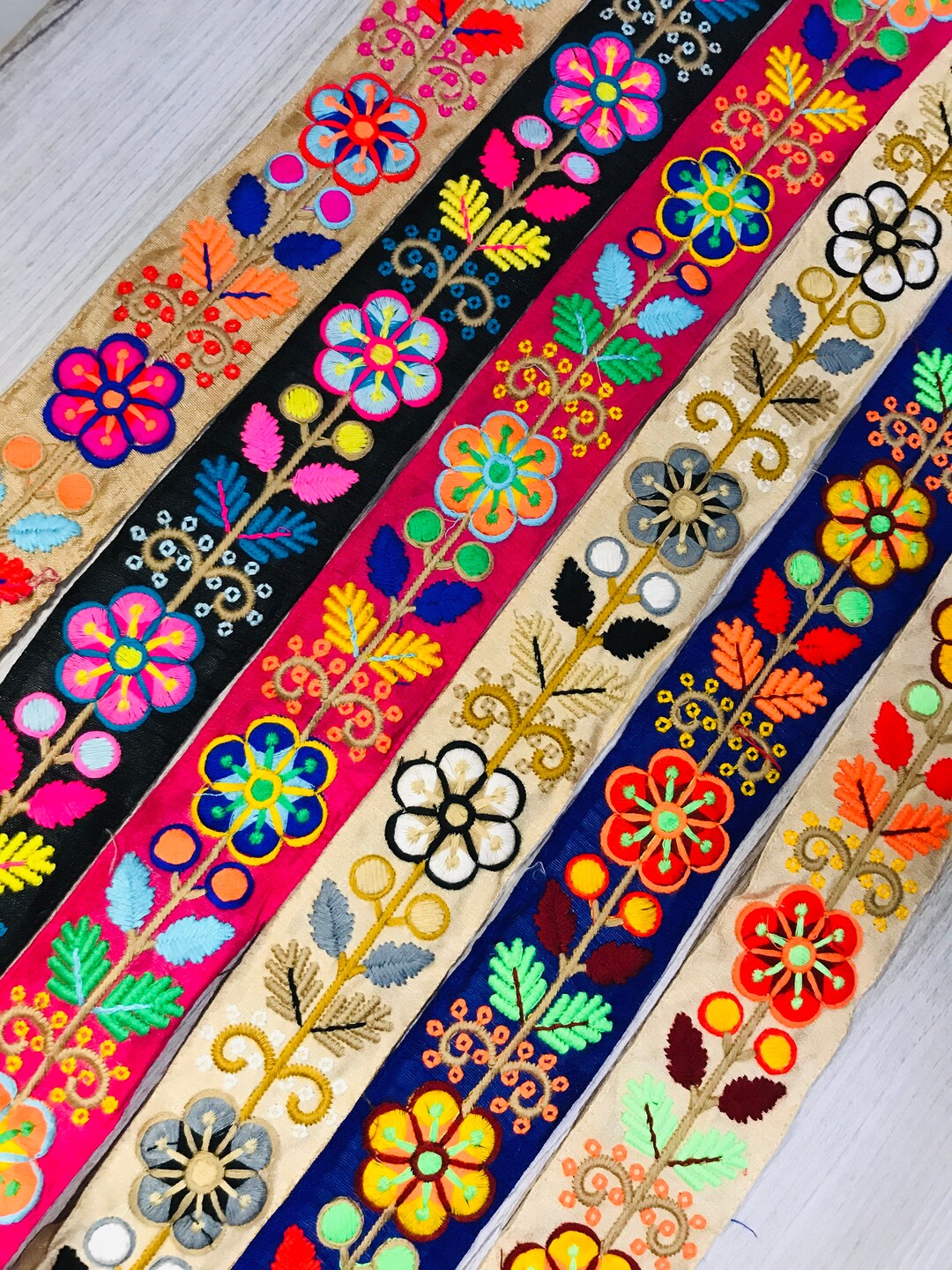 Floral Paisley Indian Embroidered Border Crafting Sewing Decorative ...