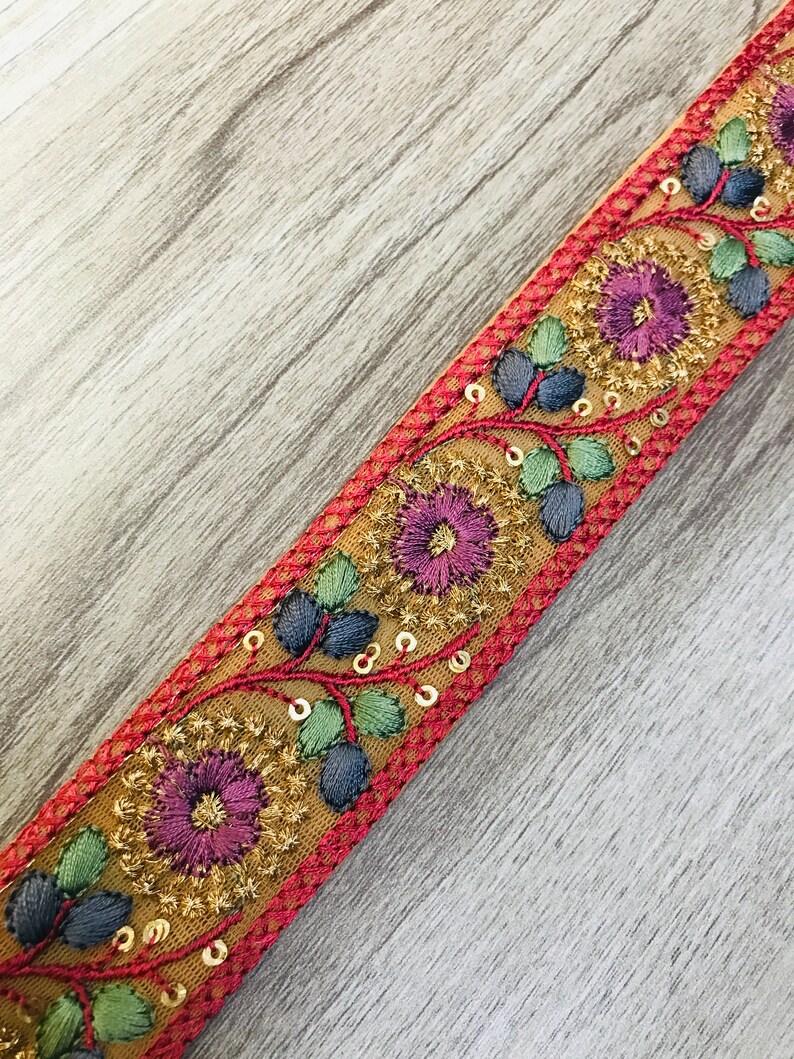 Floral Embroidery, Sari Border Indian Trims, Embroidered Sari Fabric ...