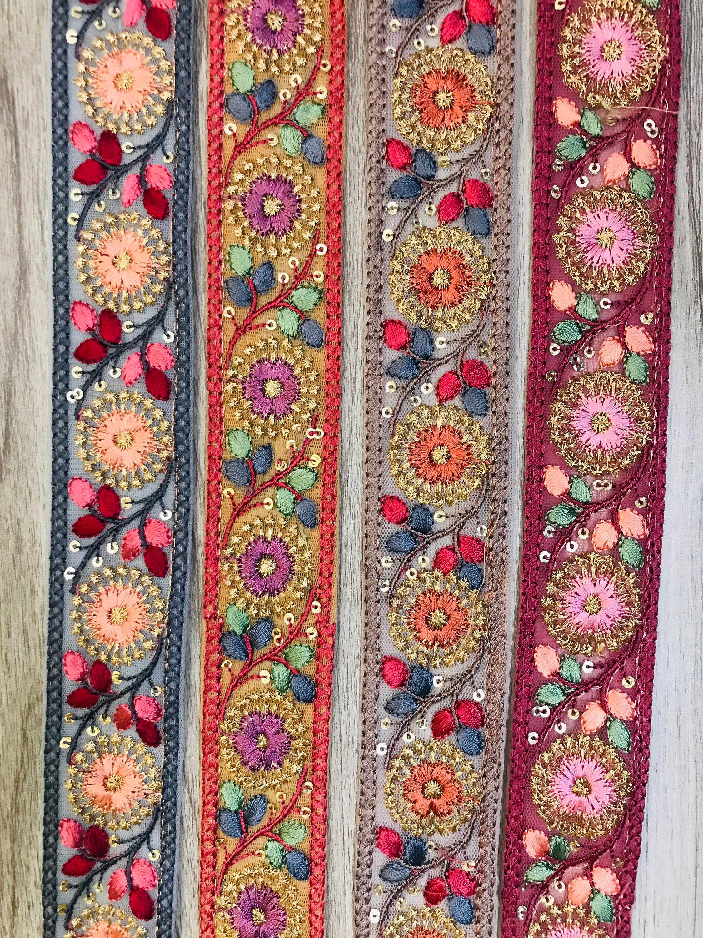 Floral Embroidery, Sari Border Indian Trims, Embroidered Sari Fabric ...