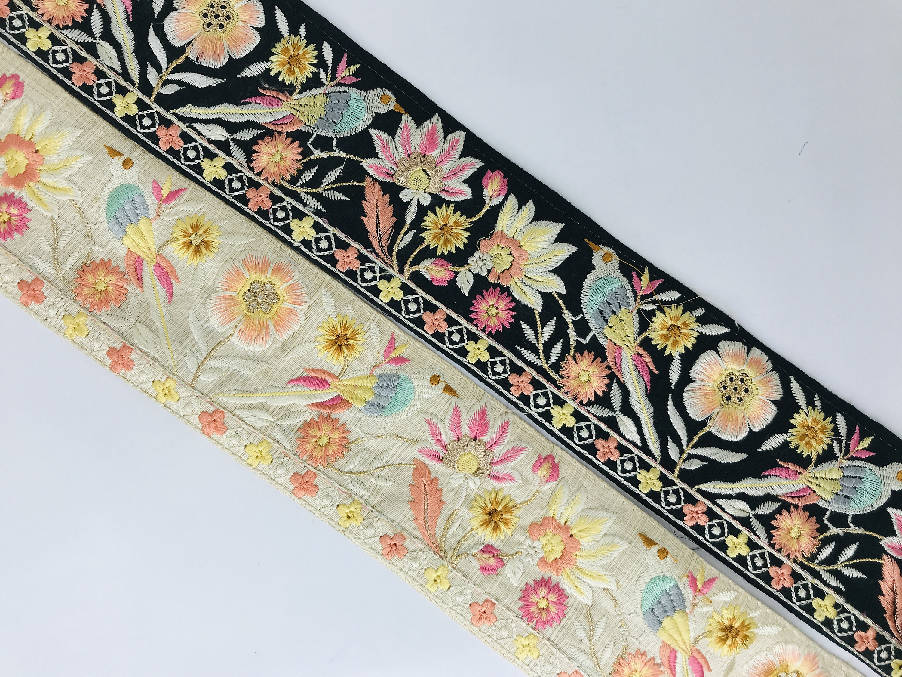 Indian Laces Sari Borders India Trims Boho Silk Saree - Etsy