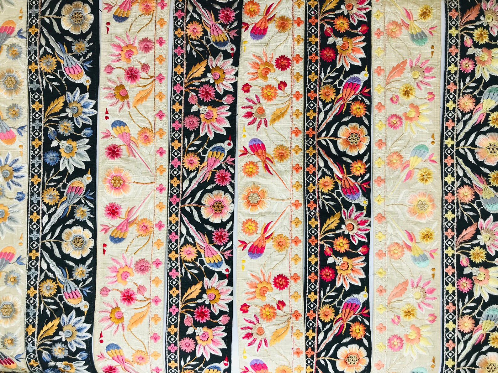 Indian Laces, Sari Borders, India Trims, Boho, Silk Saree Laces ...