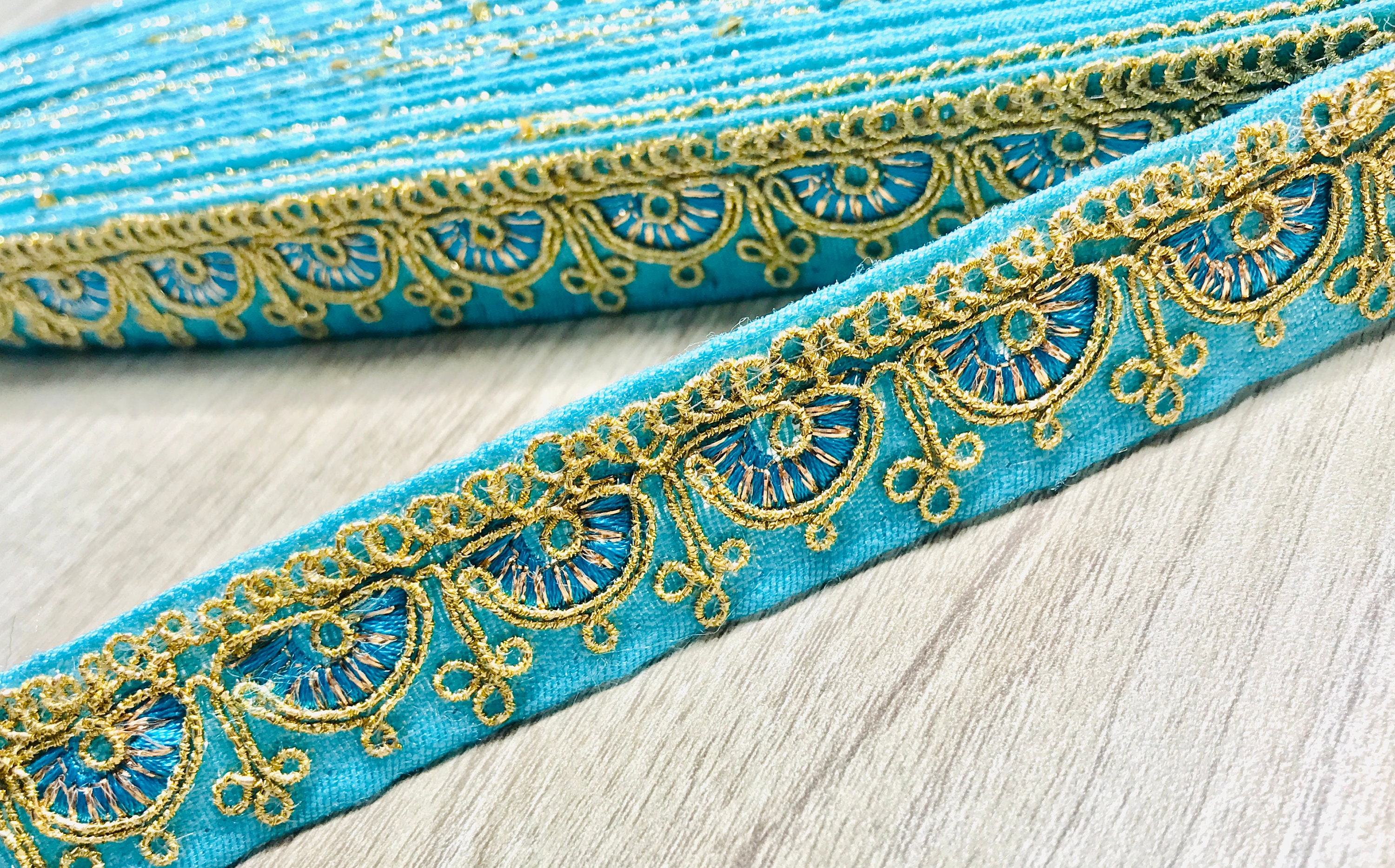 Decorative Indian Laces Sari Border Embroidered Crafting Ribbon Trim ...