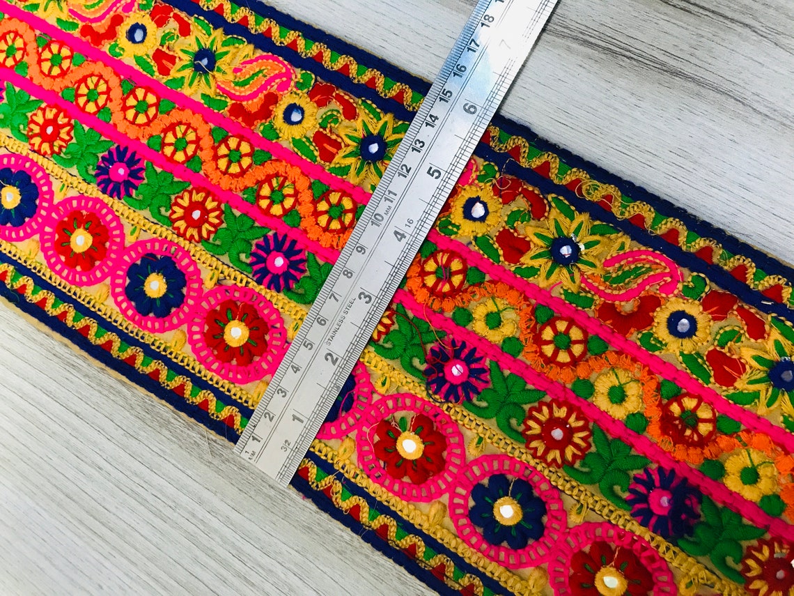 Floral-design Crafting Sari Border Decorative Embroidered Saree Costume ...