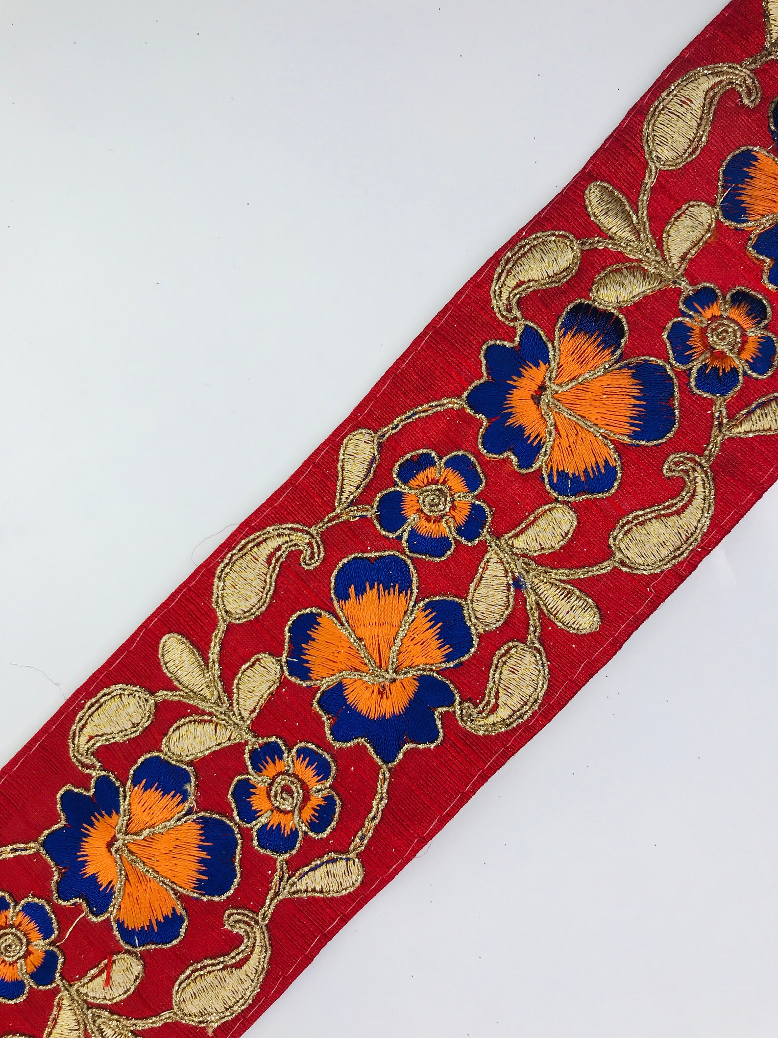 Beautiful Floral Embroidered Sari Fabric Trim-silk Ribbon-saree Border ...