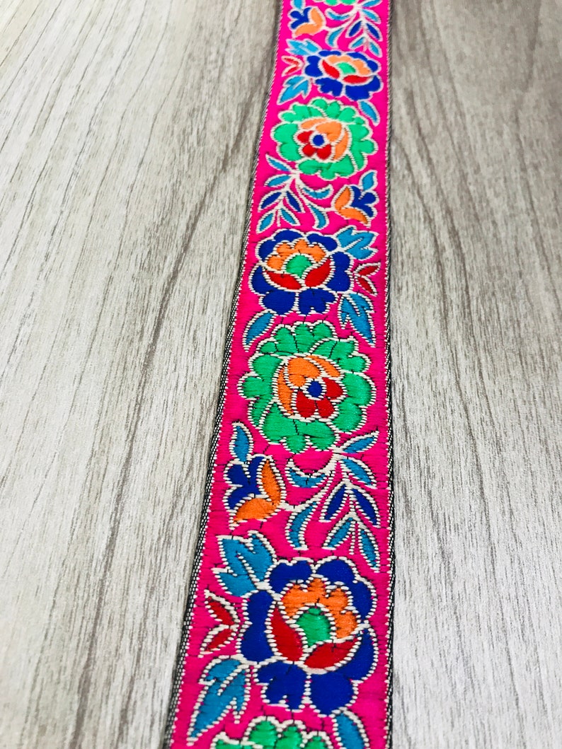 Paisley Design Indian Embroidered Border Crafting Sewing Decorative ...