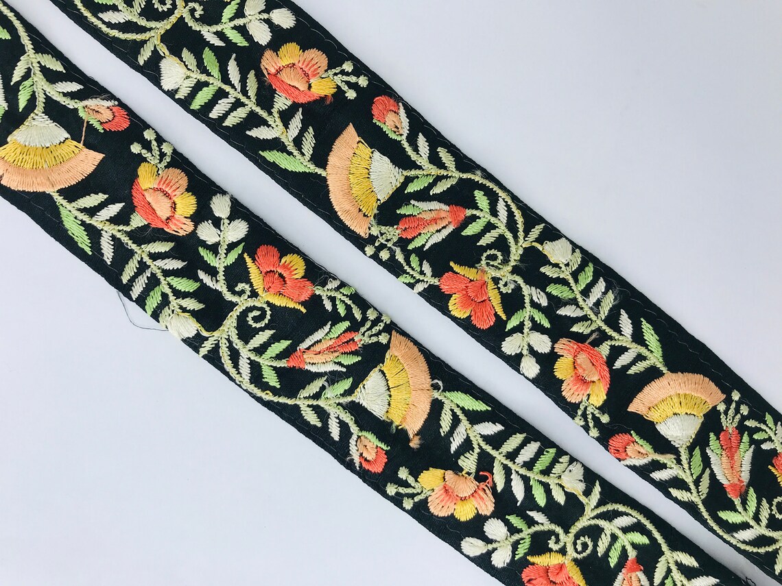 Multi-colored Bohemian Fabric Trim-art Quilt Table - Etsy