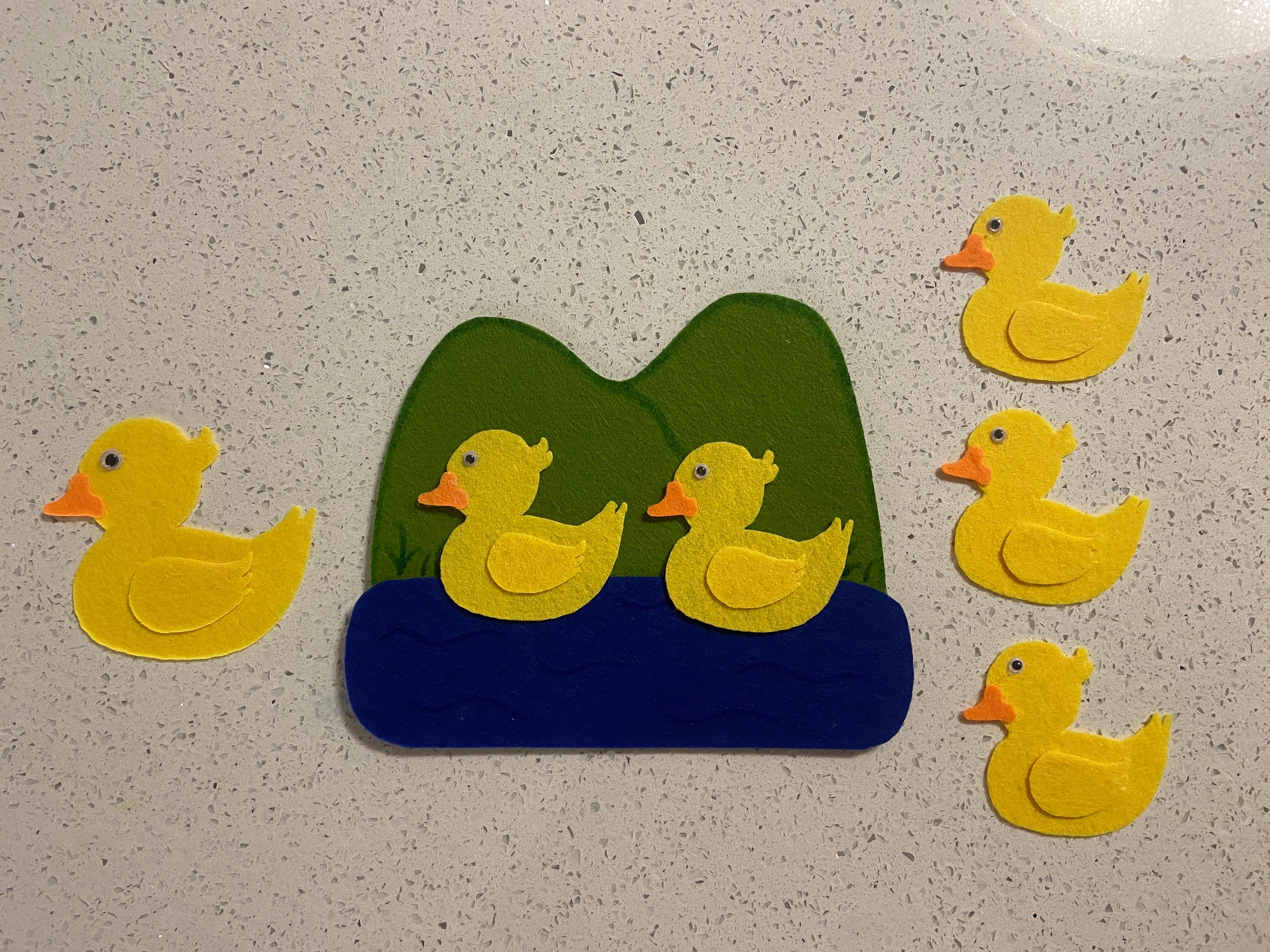 Five Little Ducks Felt Story Board | Felt Play | Preschool Songs | Five ...
