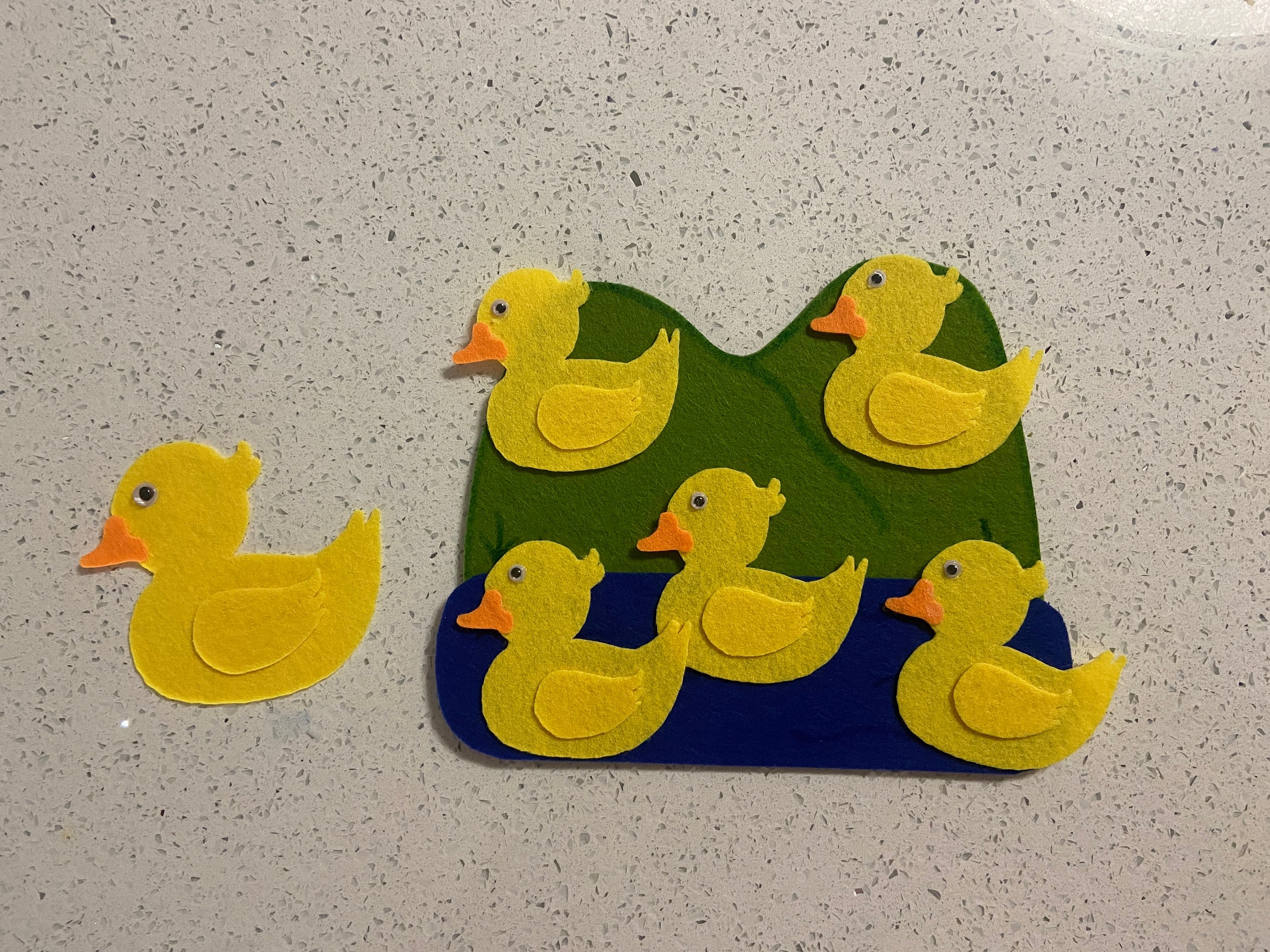 Five Little Ducks Felt Story Board | Felt Play | Preschool Songs | Five ...