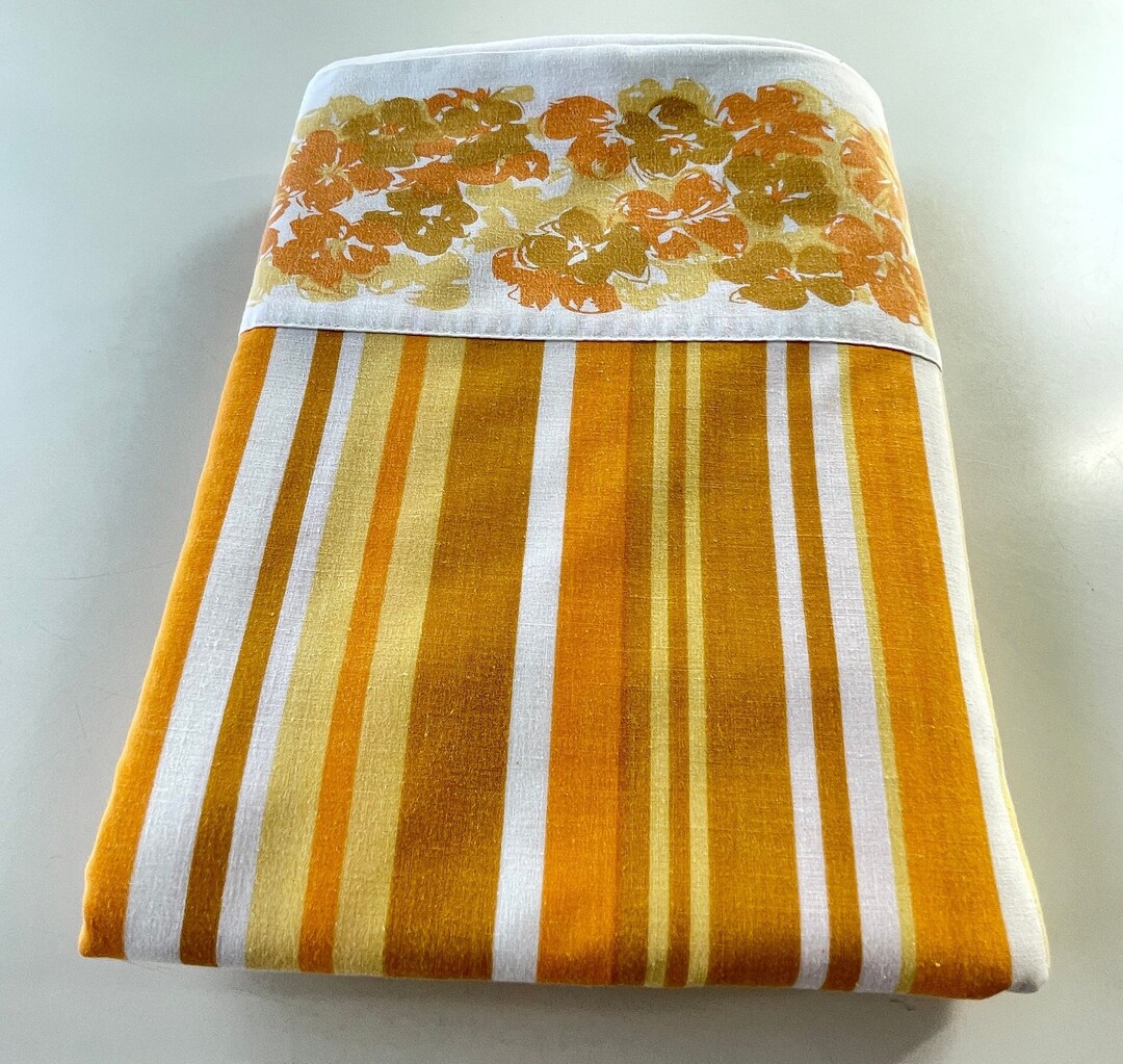 Vintage 70s Bedsheet, Double / Full, Fitted or Flat Sheet, 1970s Floral ...