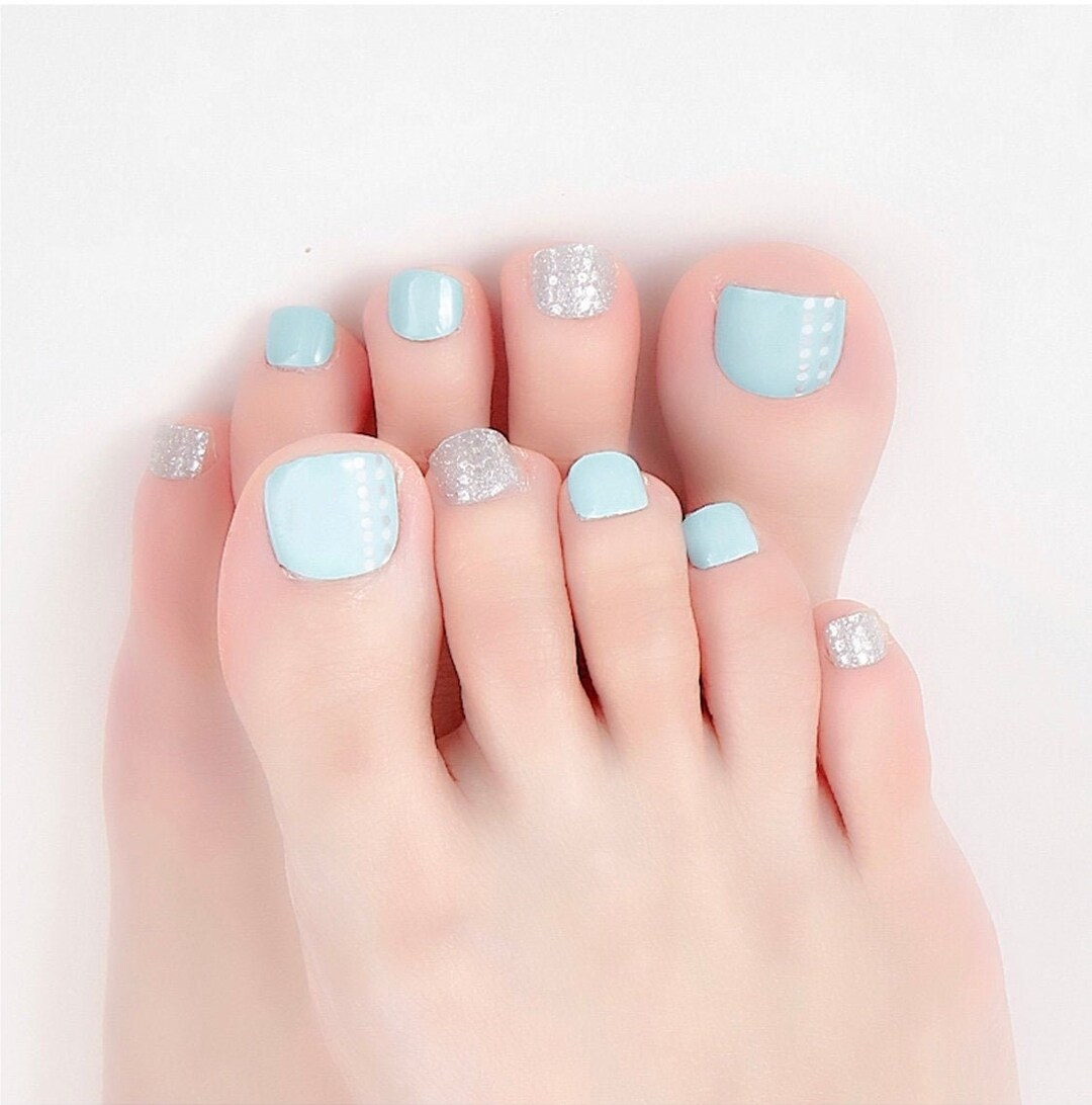 Arctic Silver Glitter Toes/ Toenail Polish Wraps/ Toenail Strips - Etsy