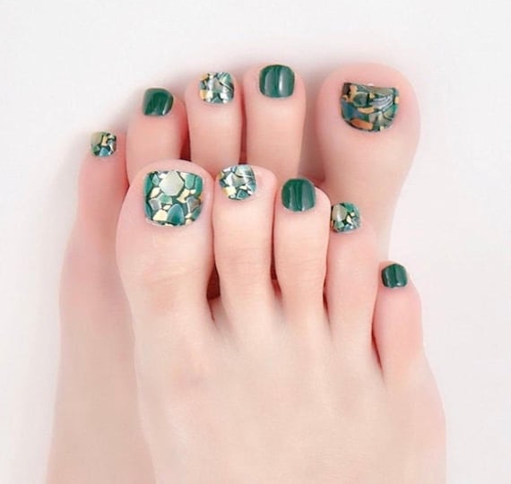 Gorgeous Green Toes Toenail Polish Wraps Toenail Strips Etsy