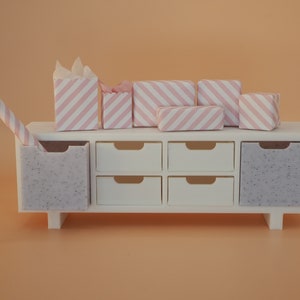 Miniature Pink and White Gifts | Miniature Gift Set 7pc | Miniatures ...