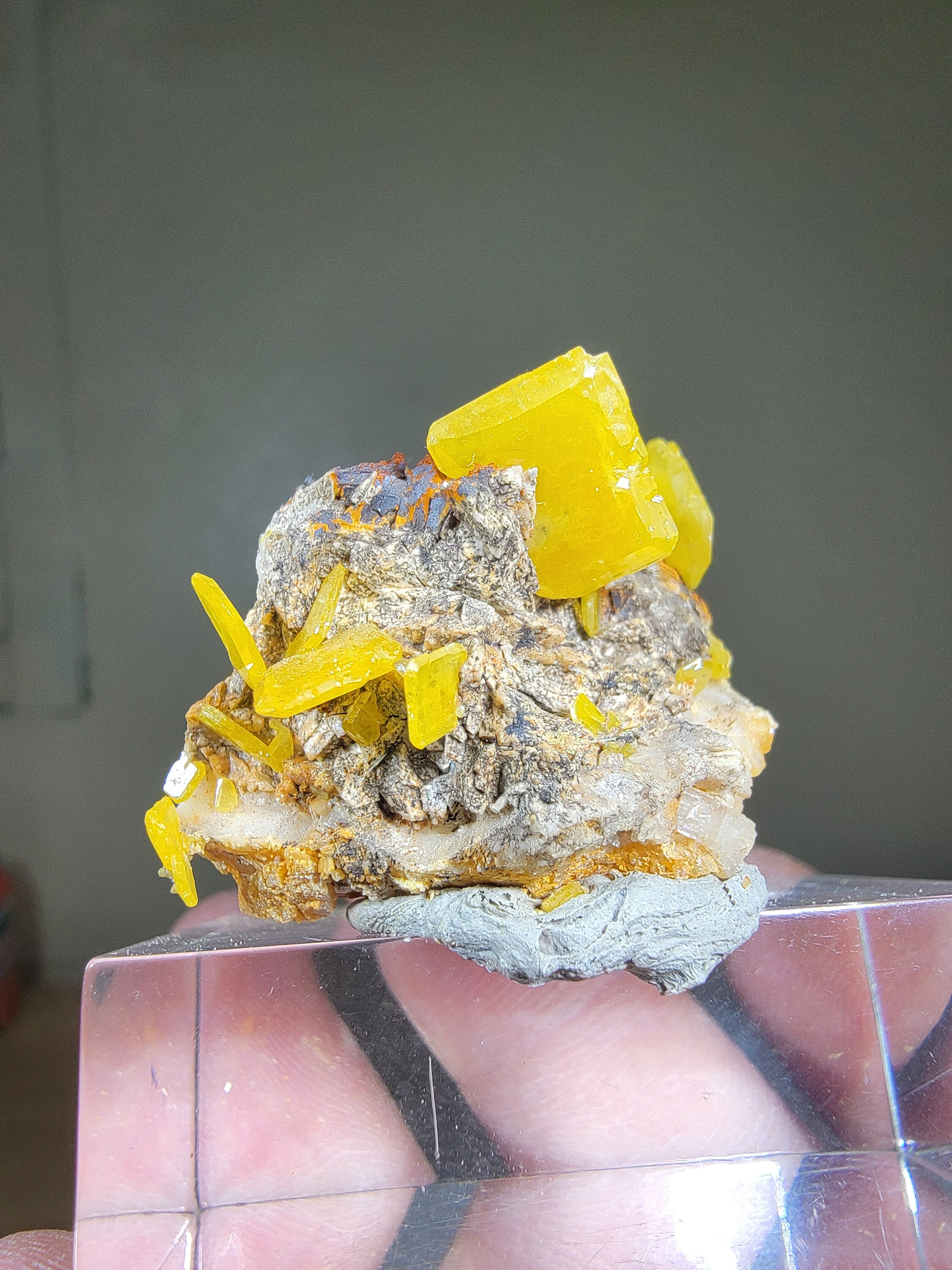 Gemmy Yellow Wulfenites Crystals on Dolomite Touissit - Etsy