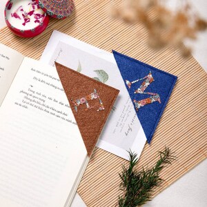 Personalized Embroidered Initial Felt Corner Bookmark, Teacher Gift - Etsy