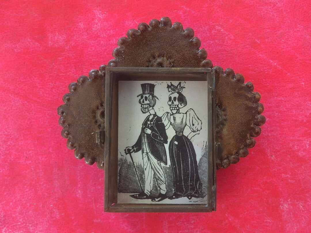 Rustic Mexican Tin Nicho Fancy Day of the Dead Couple Catrin Catrina ...