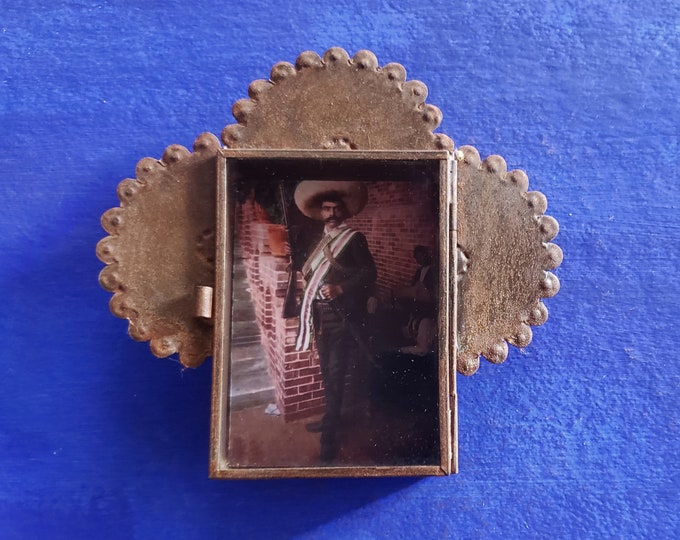 Rustic Mexican Tin Nicho Mano Poderosa Powerful Hand Wall Hanging Folk ...