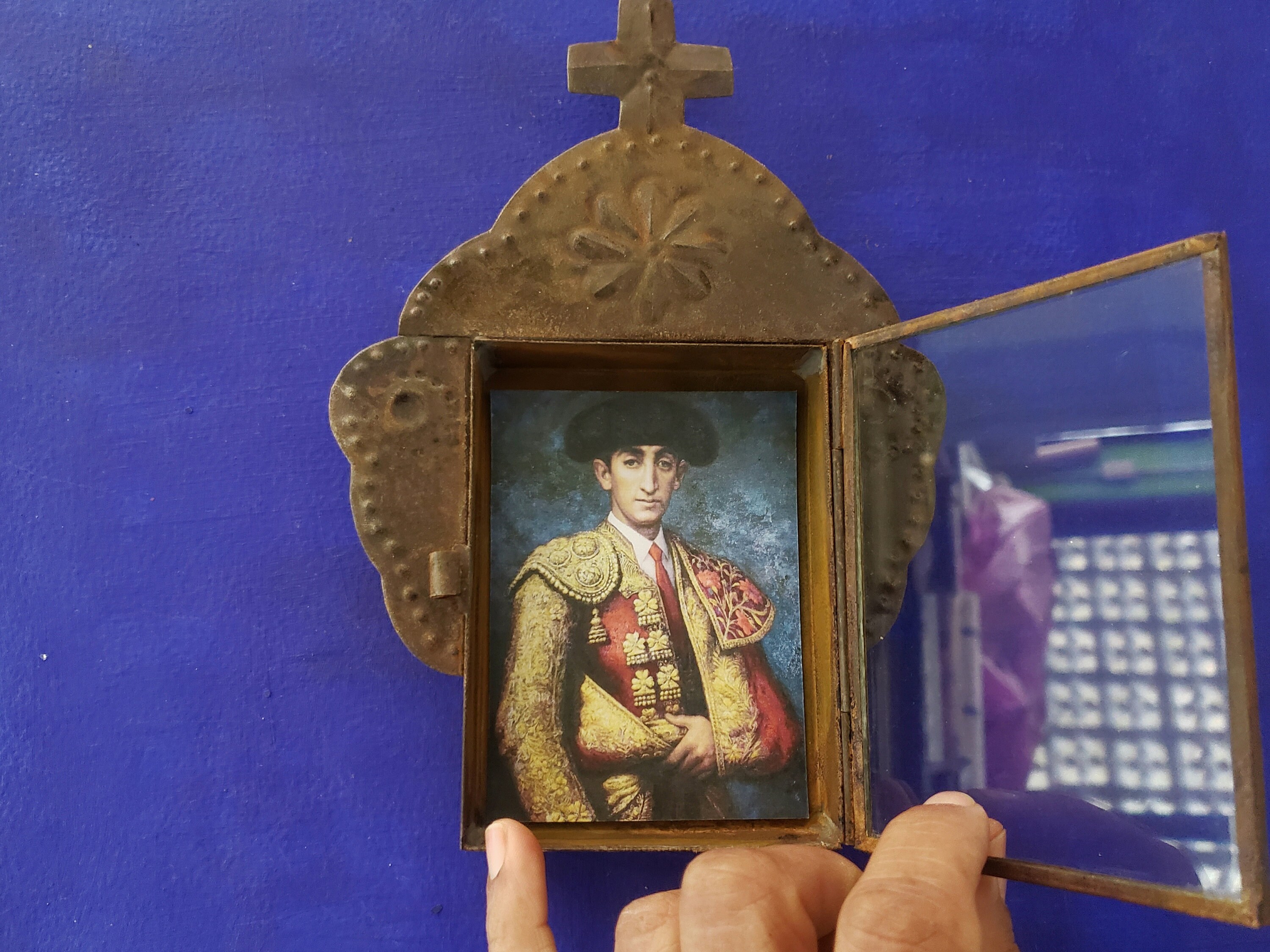 Rustic Mexican Tin Nicho Famous Bullfighter Manolete Spanish Matador ...