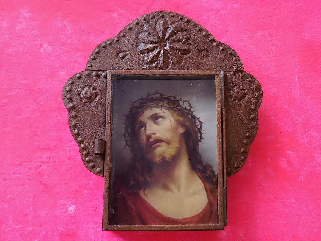 Rustic Mexican Tin Nicho Jesus Christ Crown of Thorns Wall Hanging Folk ...
