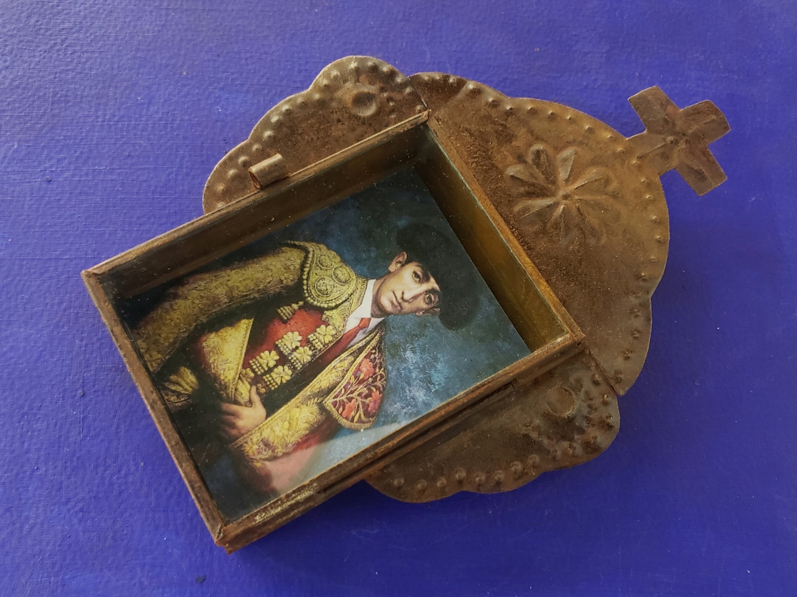 Rustic Mexican Tin Nicho Famous Bullfighter Manolete Spanish Matador ...