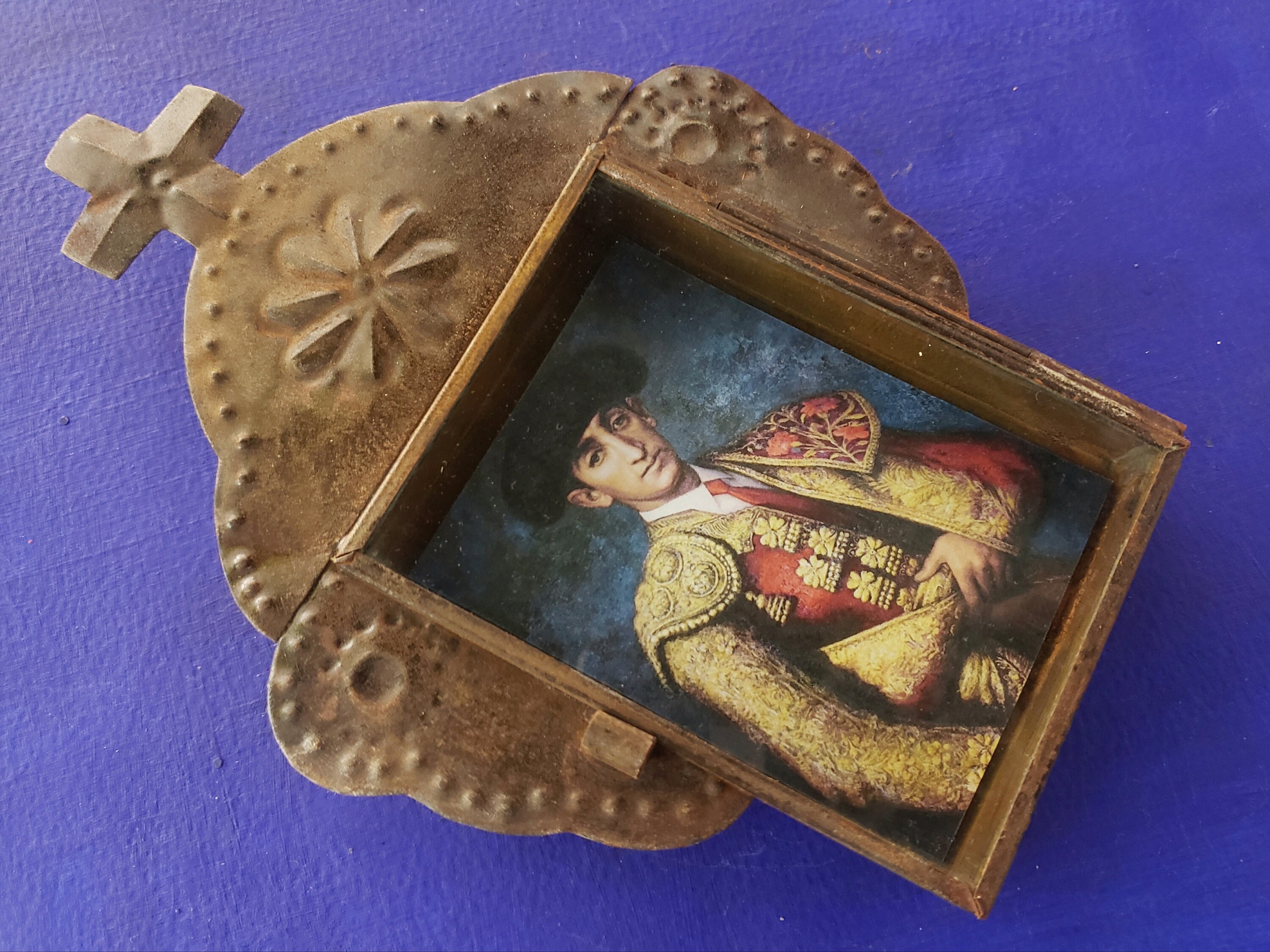 Rustic Mexican Tin Nicho Famous Bullfighter Manolete Spanish Matador ...