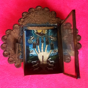 Rustic Mexican Mano Poderosa Tin Wall Hanging Nicho Folk Art Rusty ...