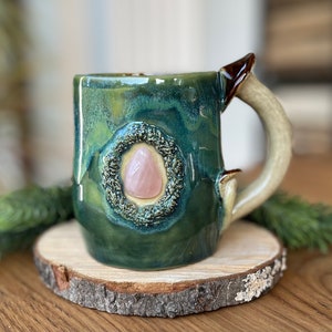 Crystal Mug With Rose Quartz, Mushroom Mug With Crystal, Stoneware ...