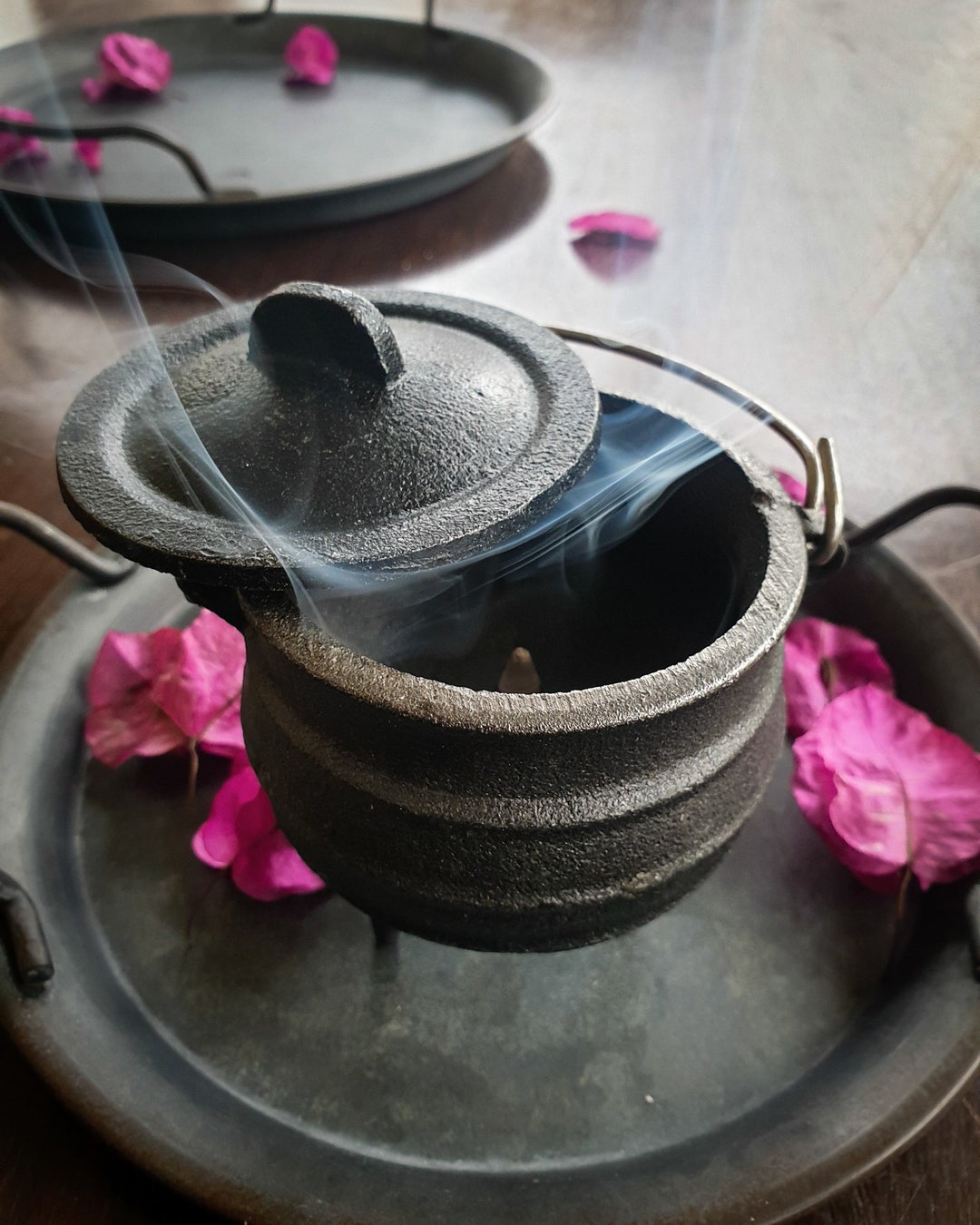 Cast Iron Cauldron Pot Kitchen Witch Decor, Apothecary, Wiccan Altar ...