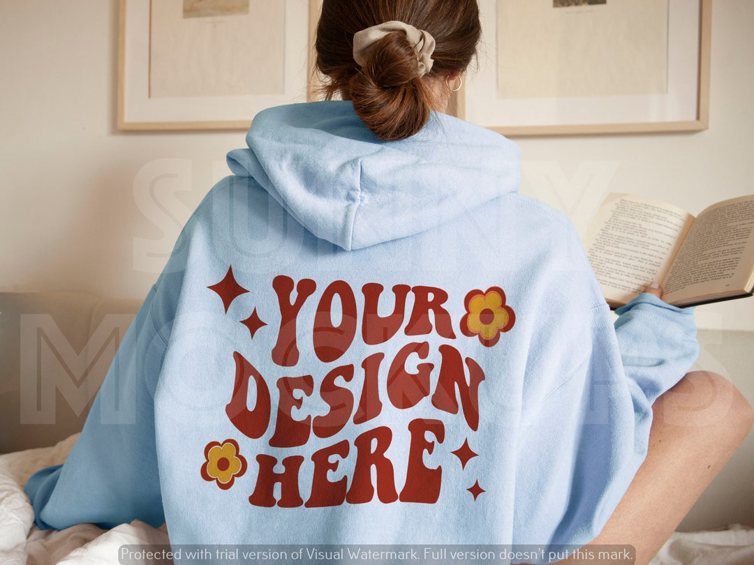 Mockup de costas com capuz AZUL | Mockup de modelo com capuz GILDAN ...