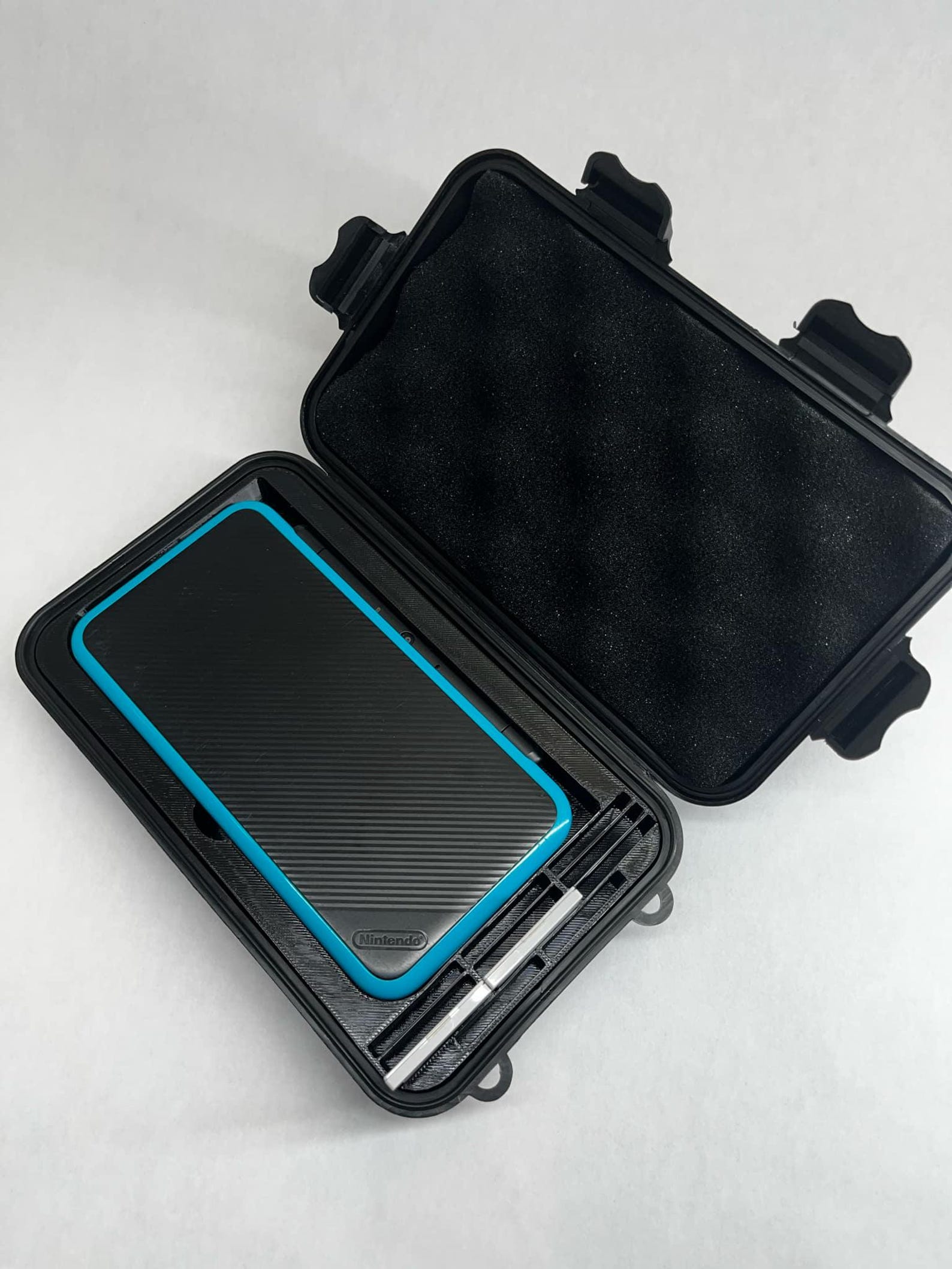Universal 2DS XL Carrying Case - Compatible With New 2DS XL Models ...
