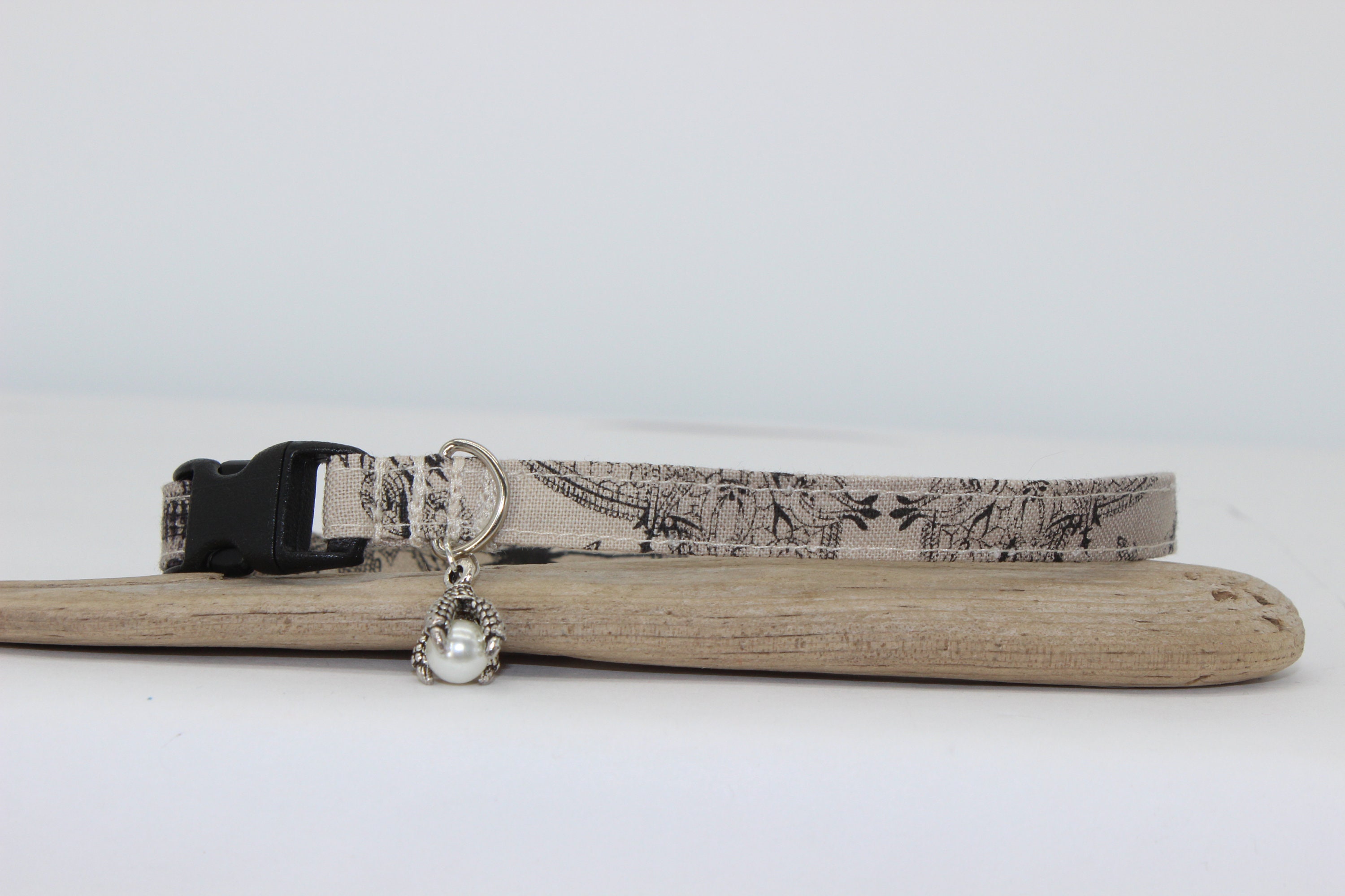 Death Head Hawkmoth Cat/xs Dog Collar, Punk Pearl Cat/kitten Collar ...