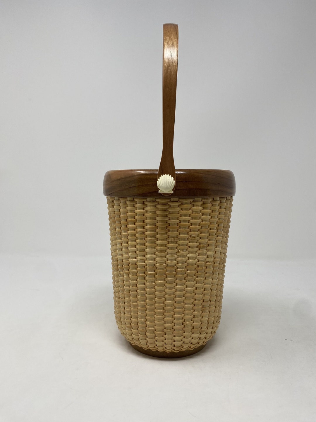 Nantucket Bucket With Seashell Knobs - Etsy