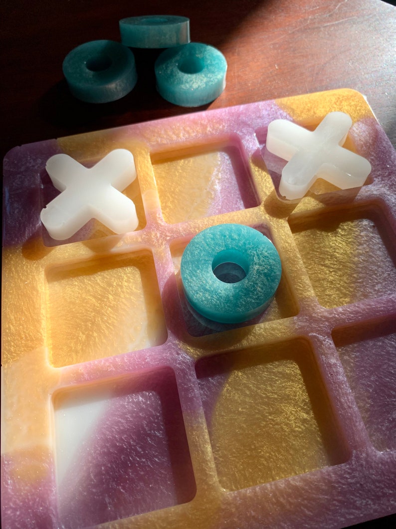 Tic Tac Toe Board and Pieces, Handmade With Resin - Etsy