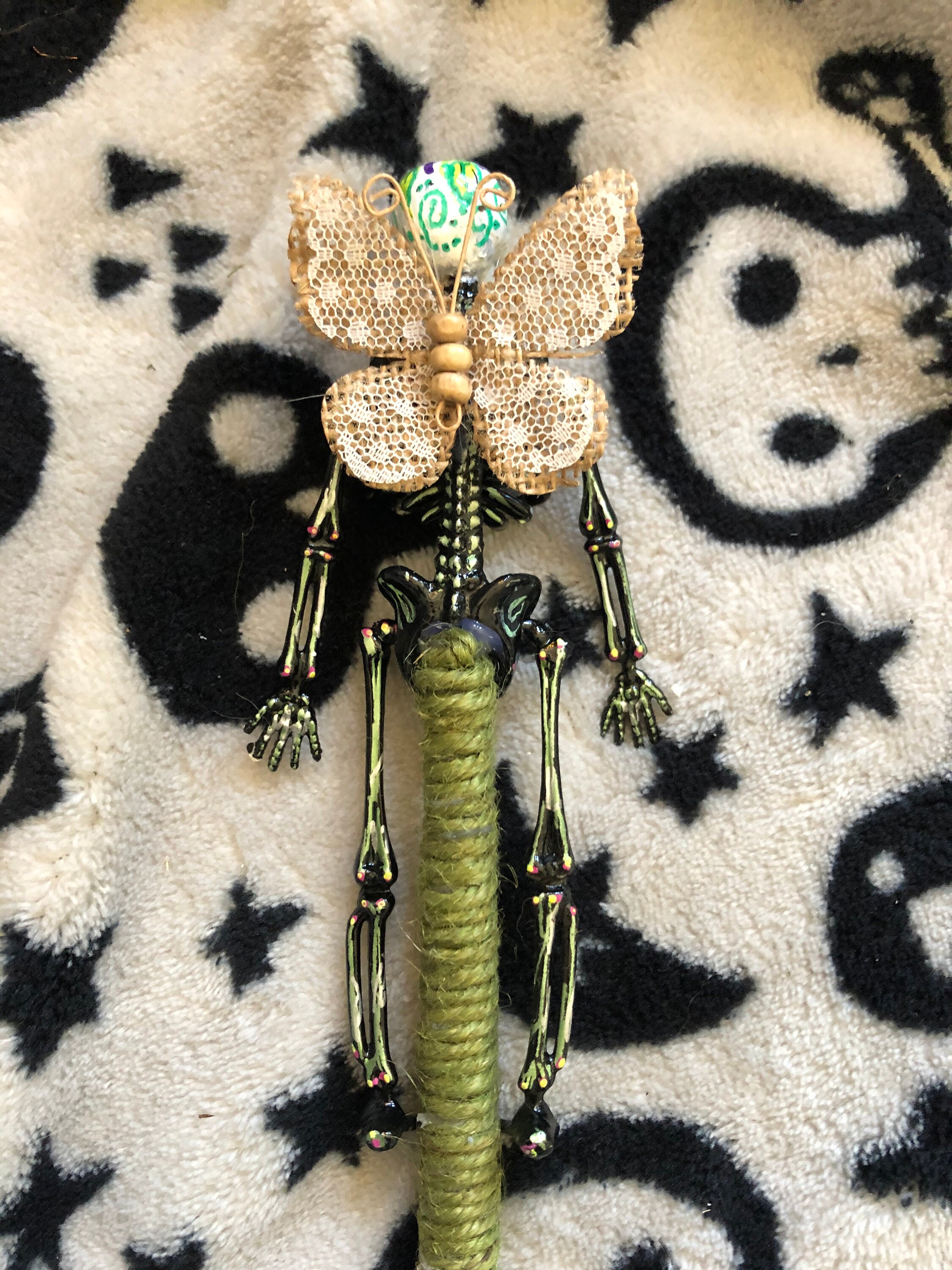 The Original Skeleton Mini 'Moss Pole' Plant Tag | Etsy