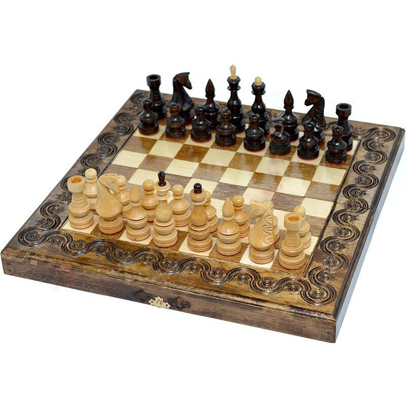 Classic Chess Pieces, Carving Wooden Chess Set, Board Game Gifts ...