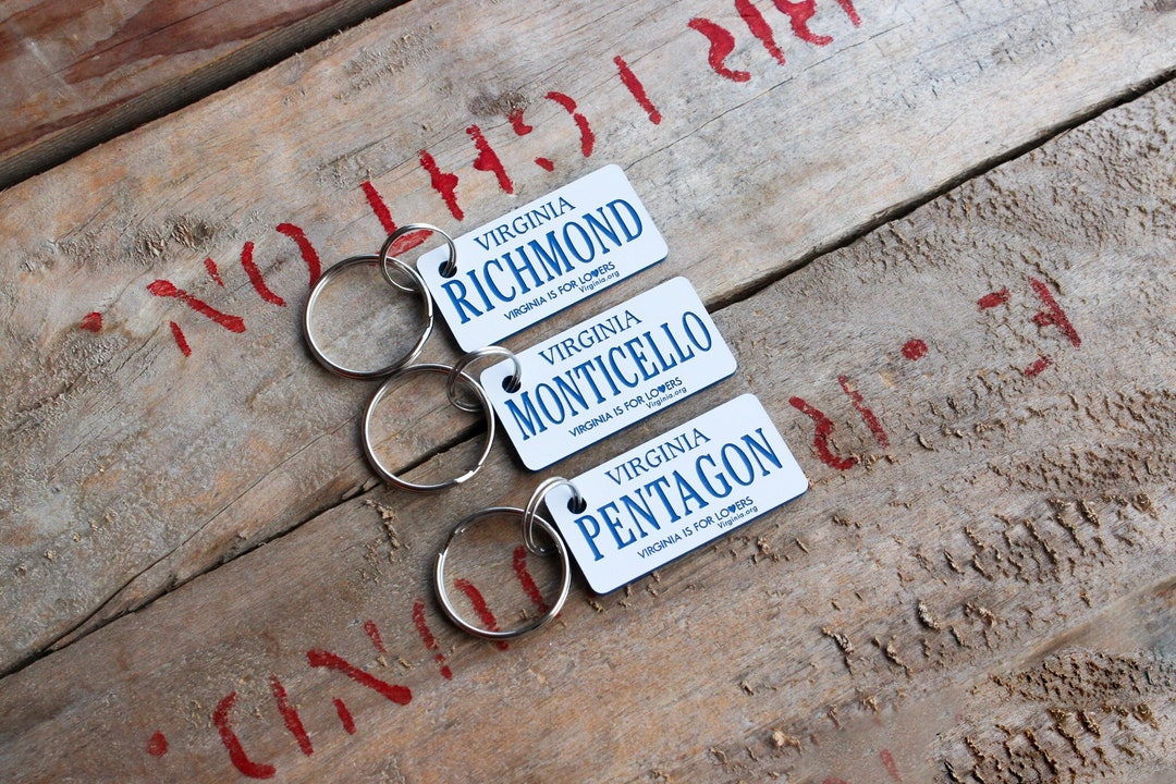 Customizable Personalized Engraved Plastic Keychain - Virginia License ...