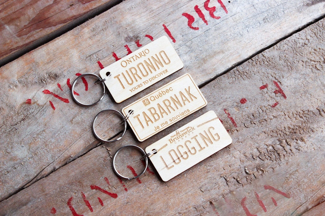Customizable Personalized Engraved Wood Keychain - Canada License Plate ...