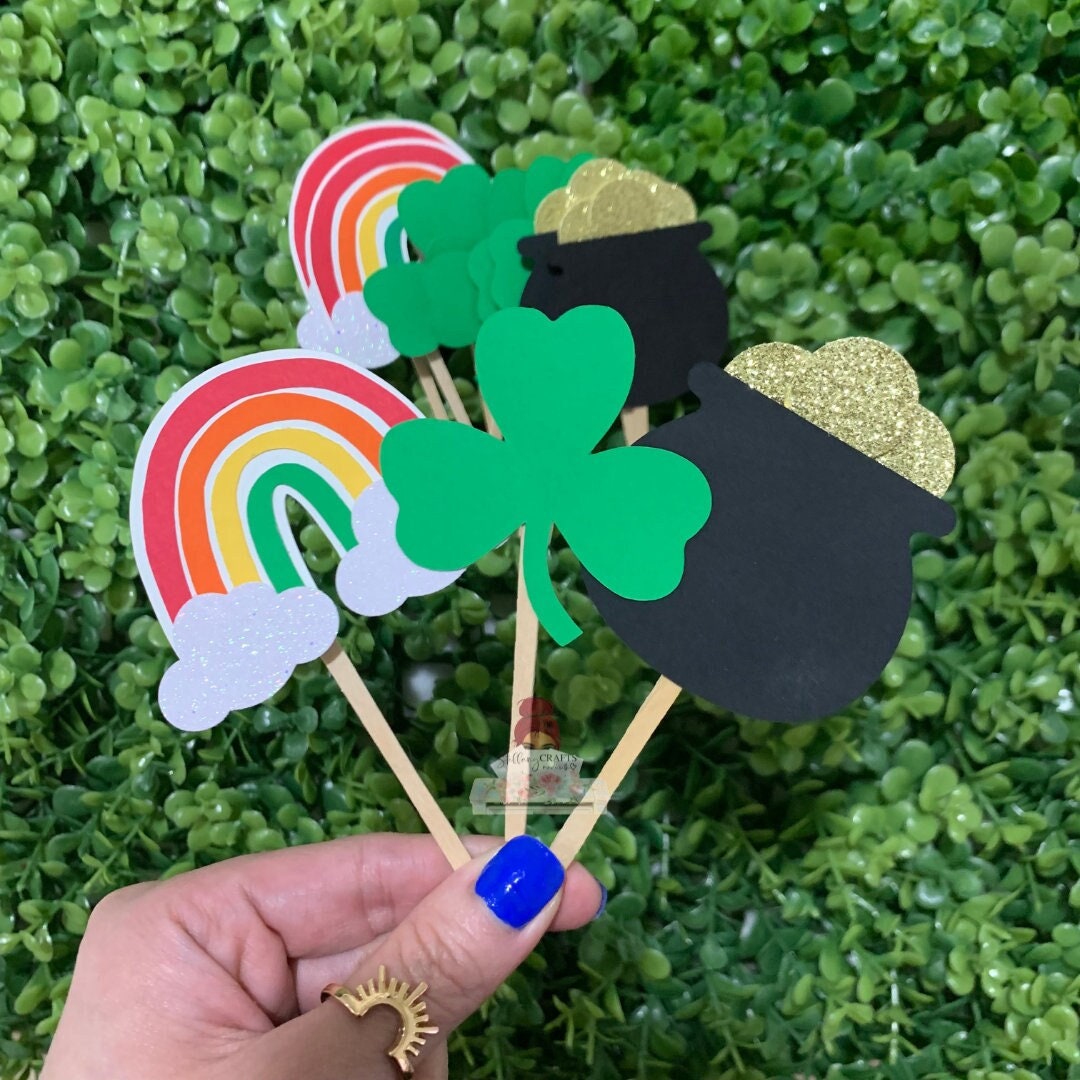 St. Patrick's Day Cupcake Toppers | 3D Rainbow Toppers | Pot of Gold ...