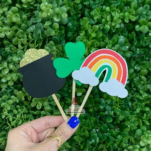 St. Patrick's Day Cupcake Toppers | 3D Rainbow Toppers | Pot of Gold ...