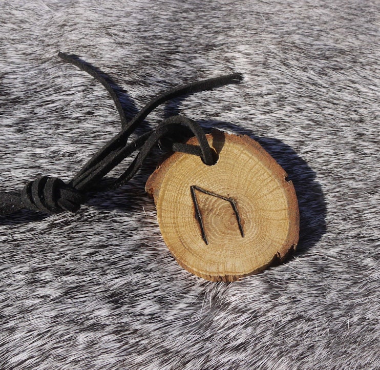 Uruz Runic Pendant Viking, Norse, Runes - Etsy