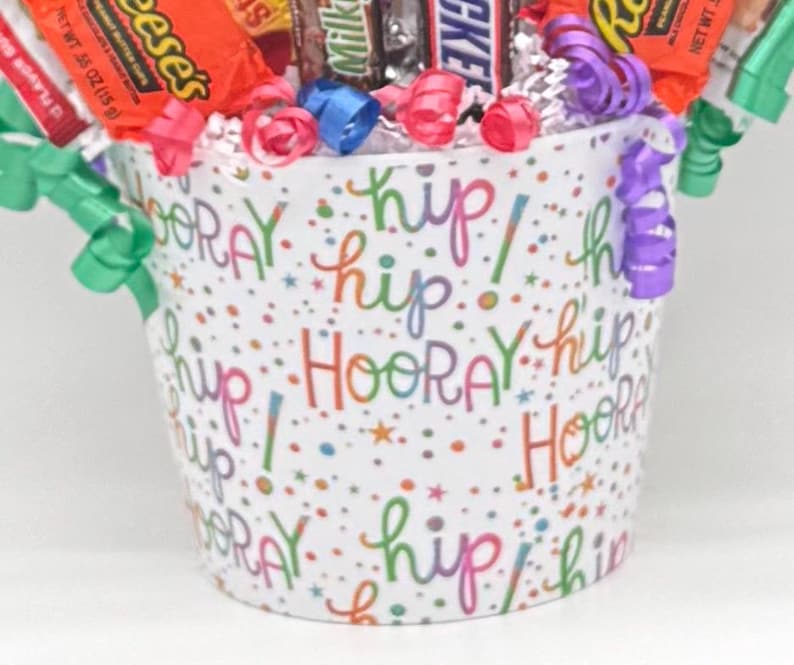 Large Birthday Candy Bouquet: 50-piece Fun Size Candy Mix - Etsy