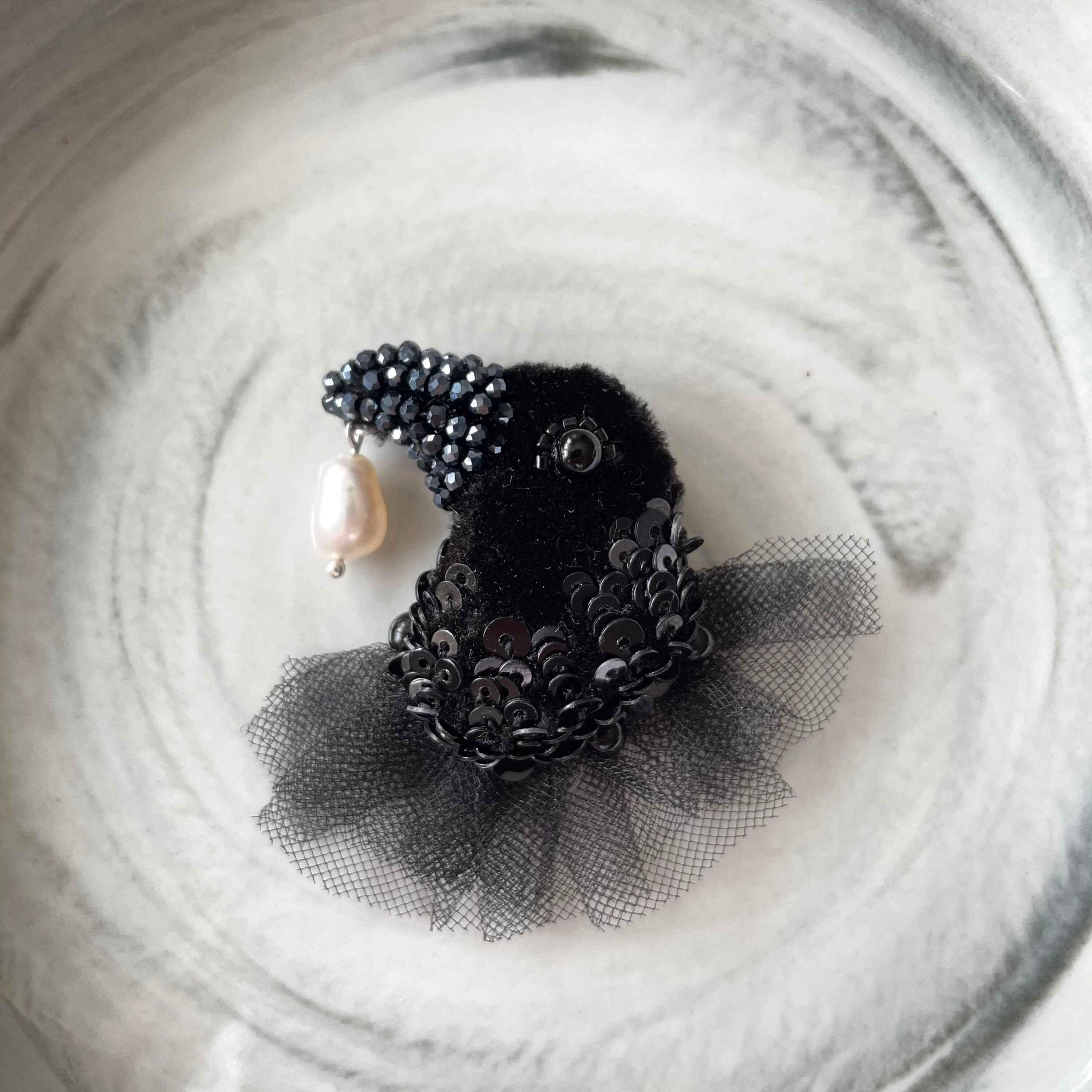 Hand Embroidered Raven Brooch With Pearl and Crystals - Etsy UK