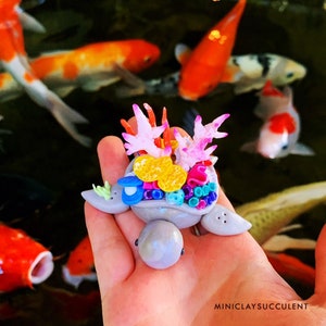 Miniature Sea Turtle Coral Gifts, Colorful Reef Fish Turtle Art ...