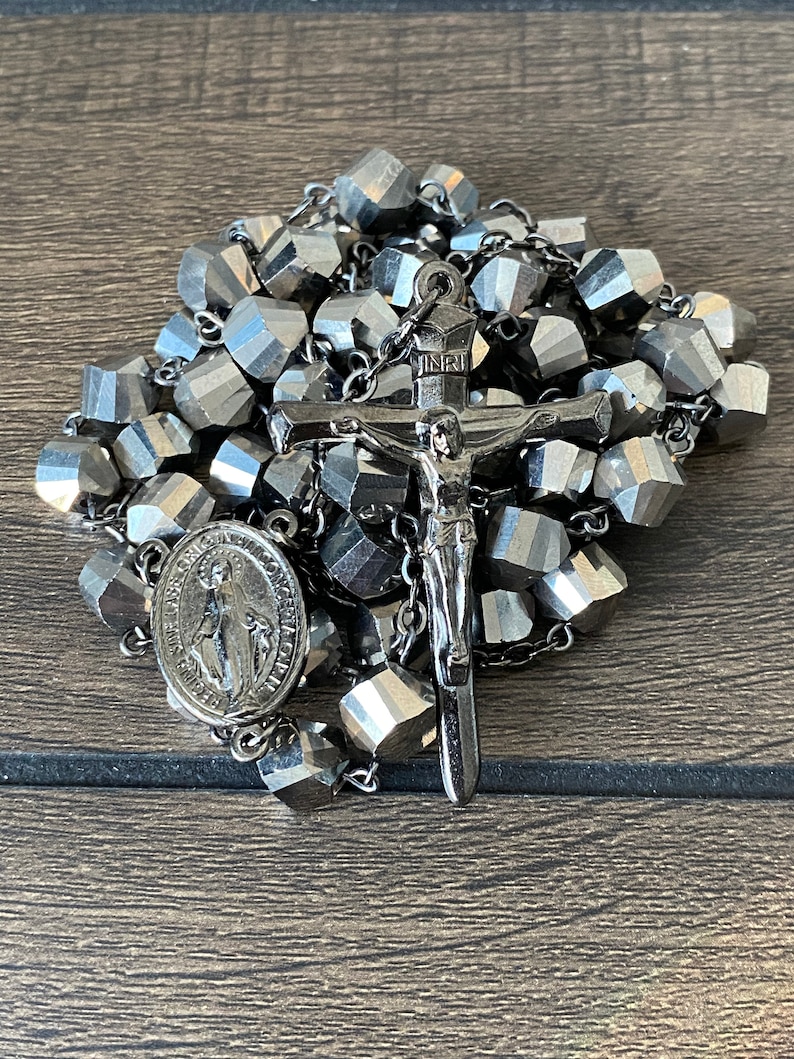 Platinum Rosary in Gun Metal With Nail Crucifix - Etsy Sweden