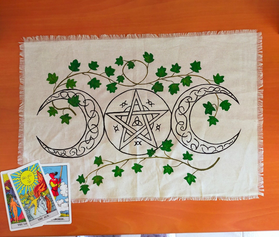Altar Cloth Hand Painted Tablecloth Witch Home Decor Ritual Cloth Tarot ...