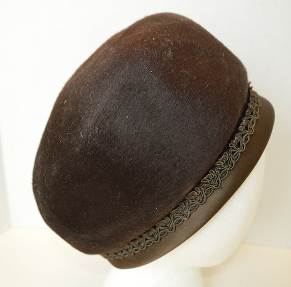 Vintage 1960's Classic Pillbox Hat Brown Brown Fur by… - Gem