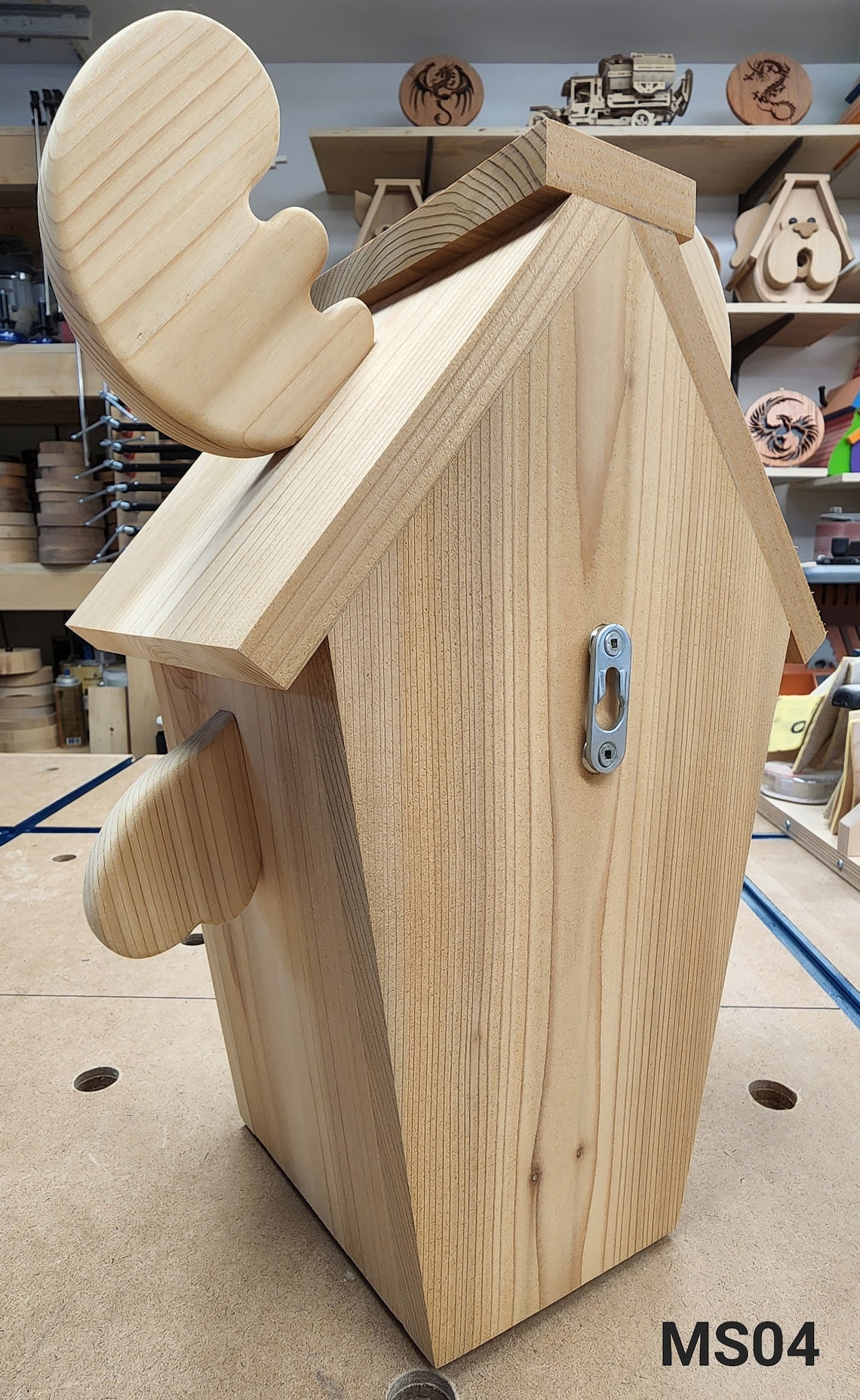CEDAR BIRDHOUSE. Moose Birdhouse. Animal Birdhouse. Whimsical Birdhouse ...