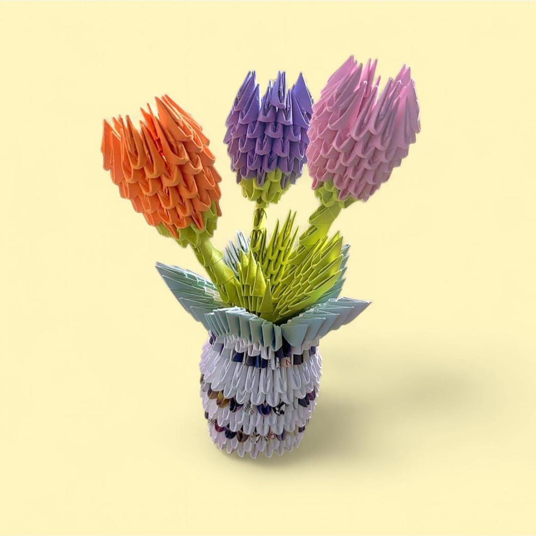Handmade 3D Origami Vase With Paper Roses, Paper Flower Bouquet, Unique ...