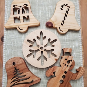 Holiday Trivets - Etsy